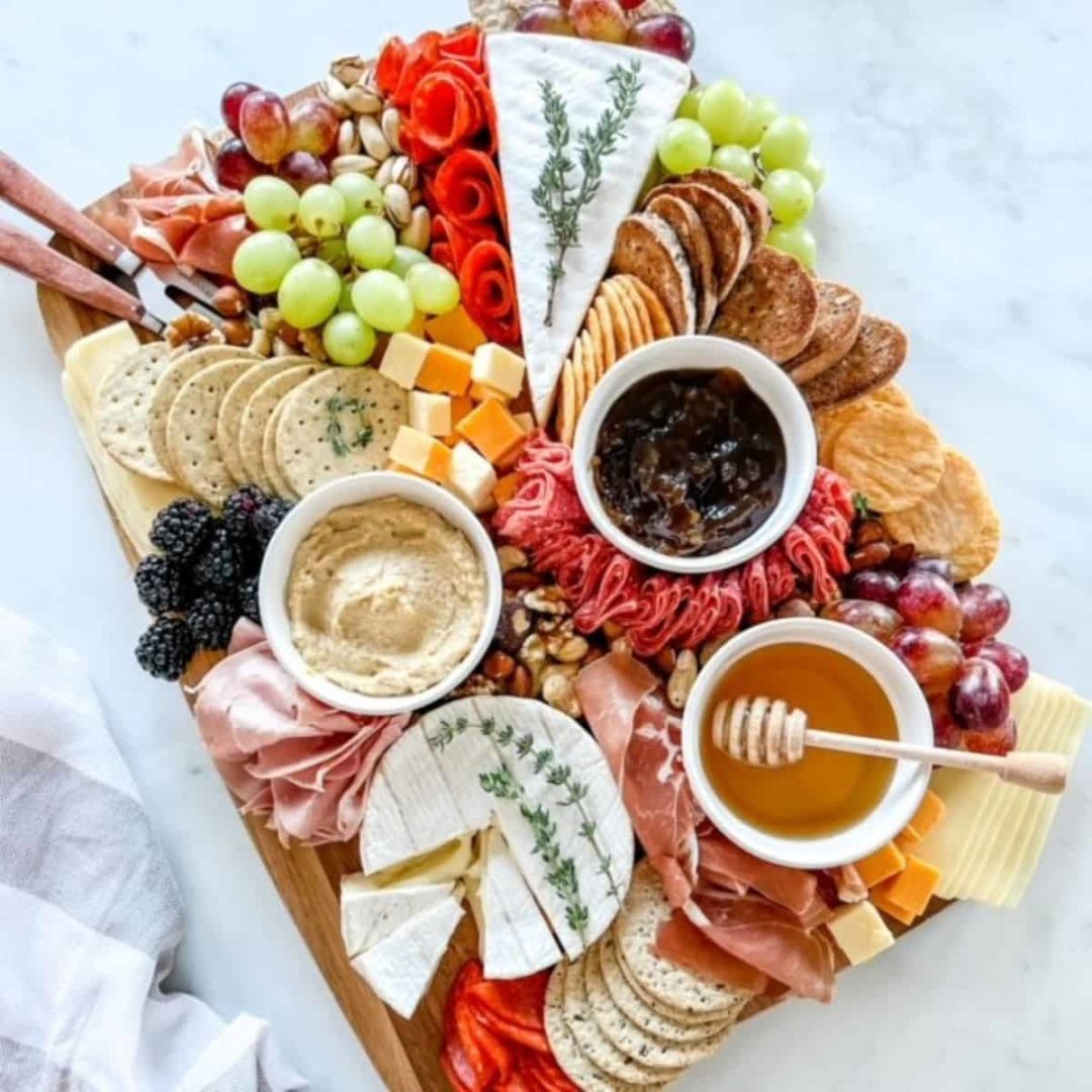 How to Make a Gluten Free Charcuterie Board